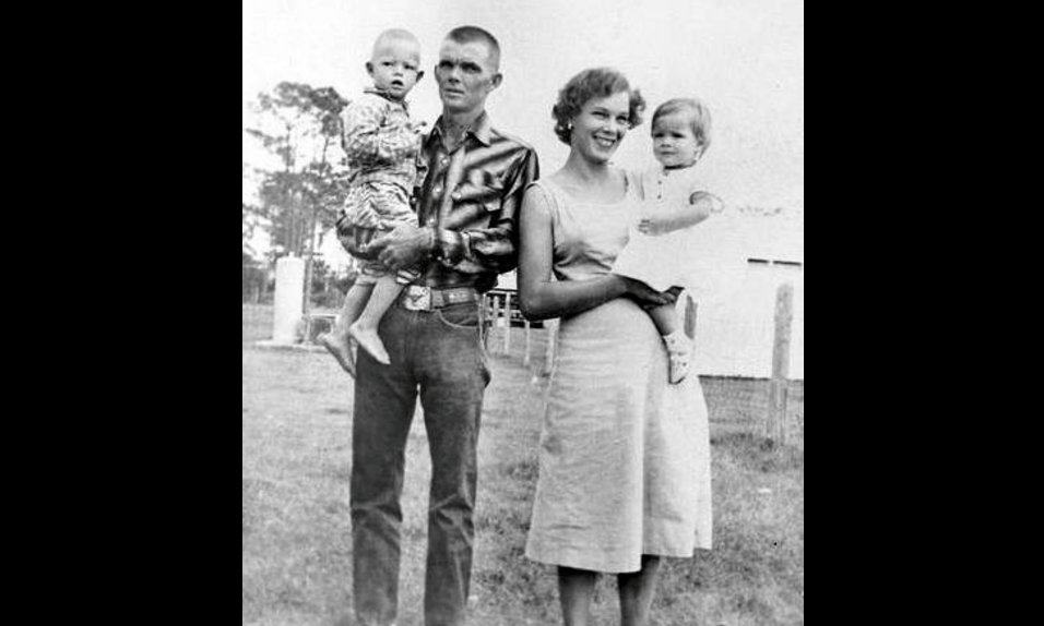 The Walker Murders – Matthew Doig